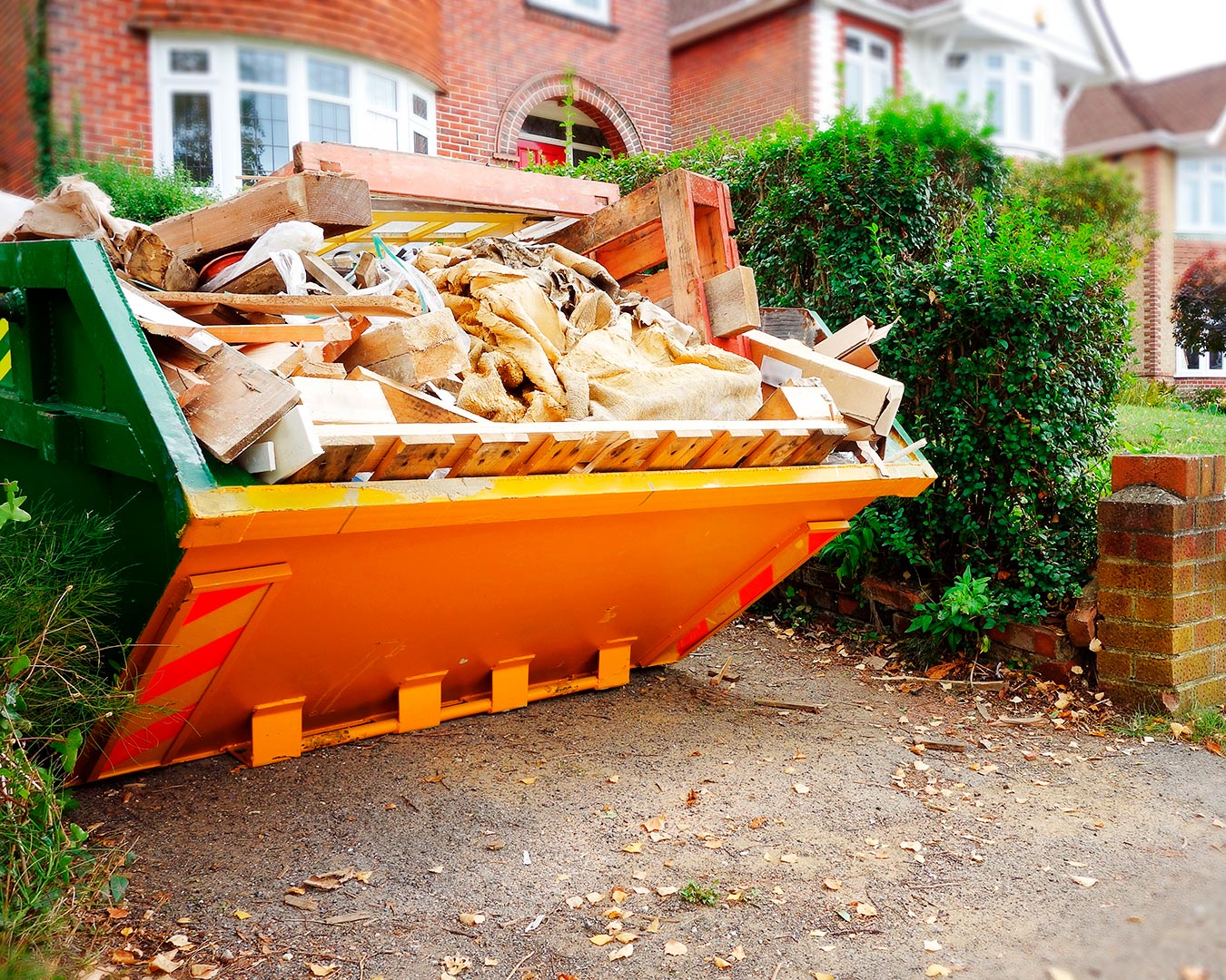 How to Reduce Your Carbon Footprint with Skip Hire | Panda